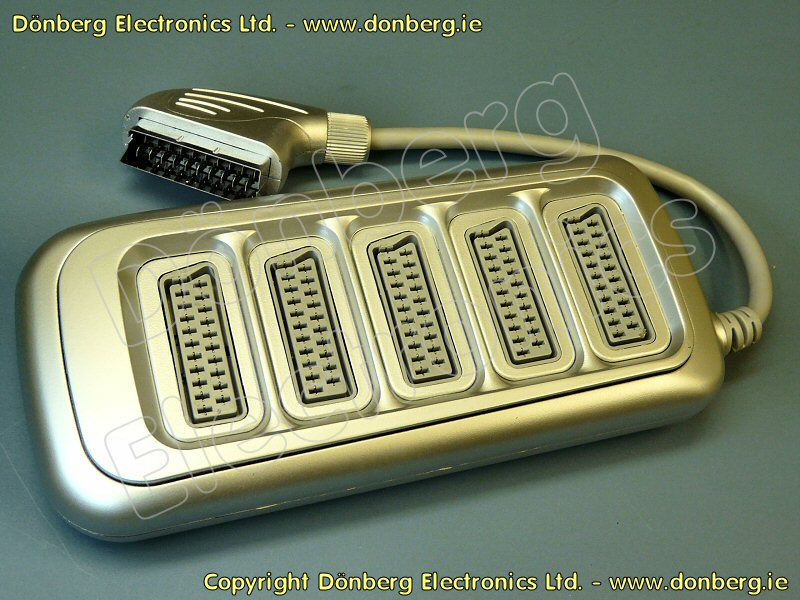 5WAY SCART SPLITTER 21PIN SCART PLUG TO SCART BOX WITH... - UK (GBP)